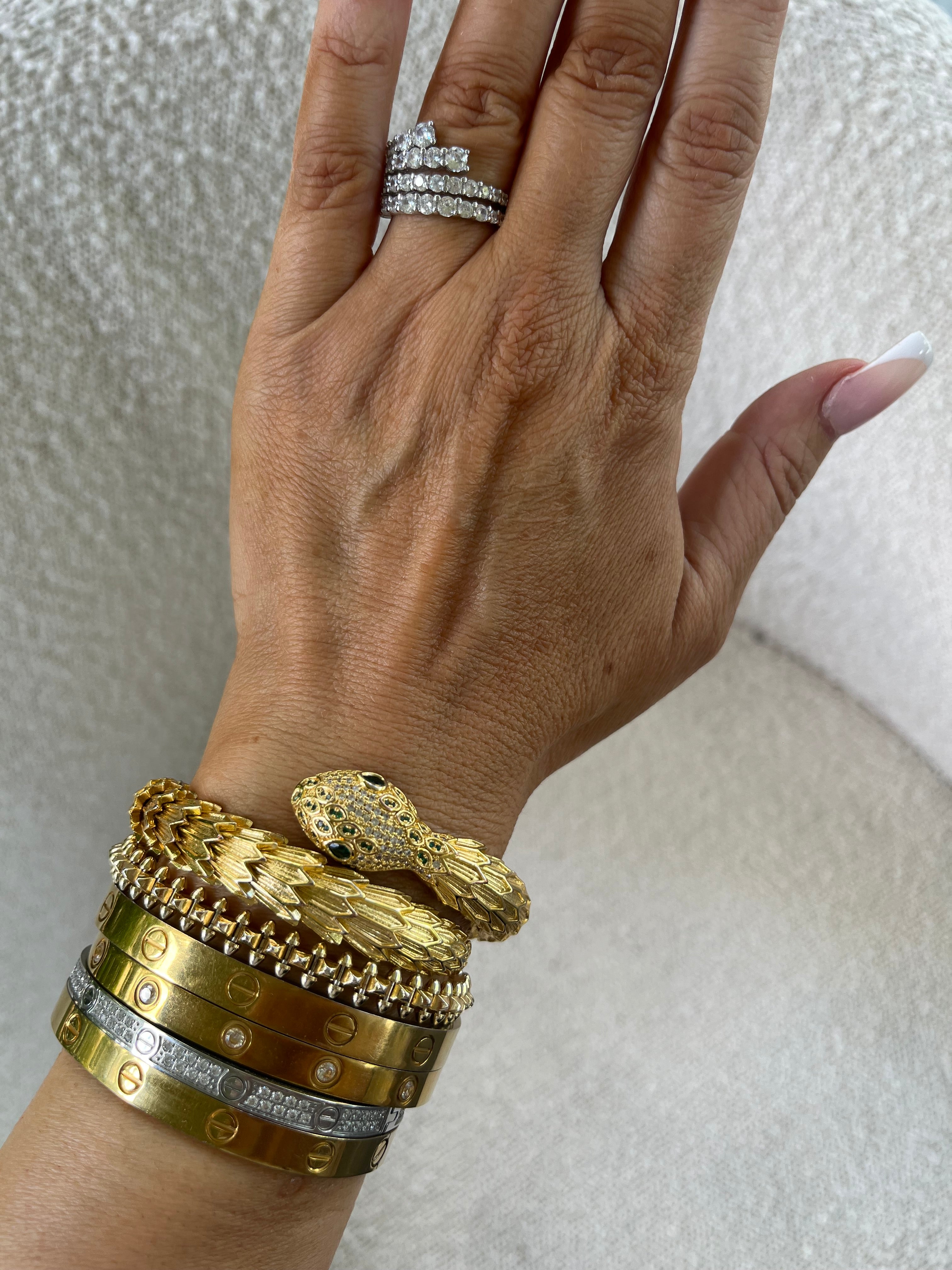 The Bella bangle – Sarah Harrington Jewellery